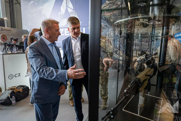 First photos of new Hungarian weapons – developed and manufactured in ...
