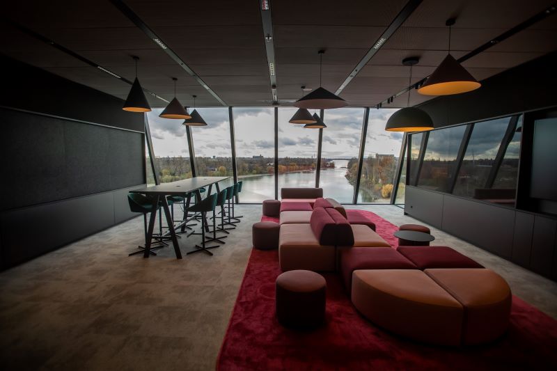 Nézze meg, milyen lett belülről a most átadott MOL-torony